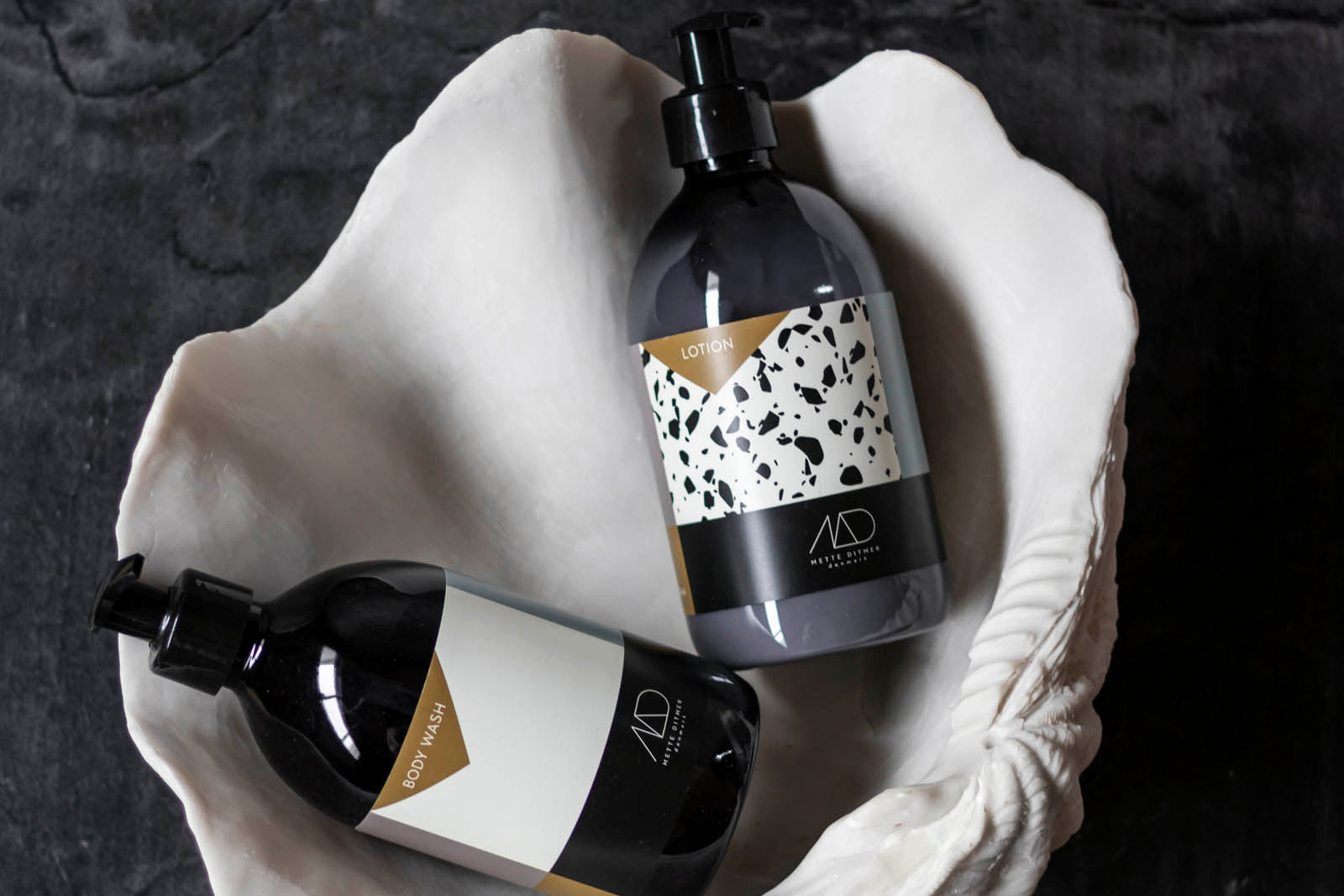 Mette Ditmer シェル形状のデコレーションボウル LARGE – CHLOROS