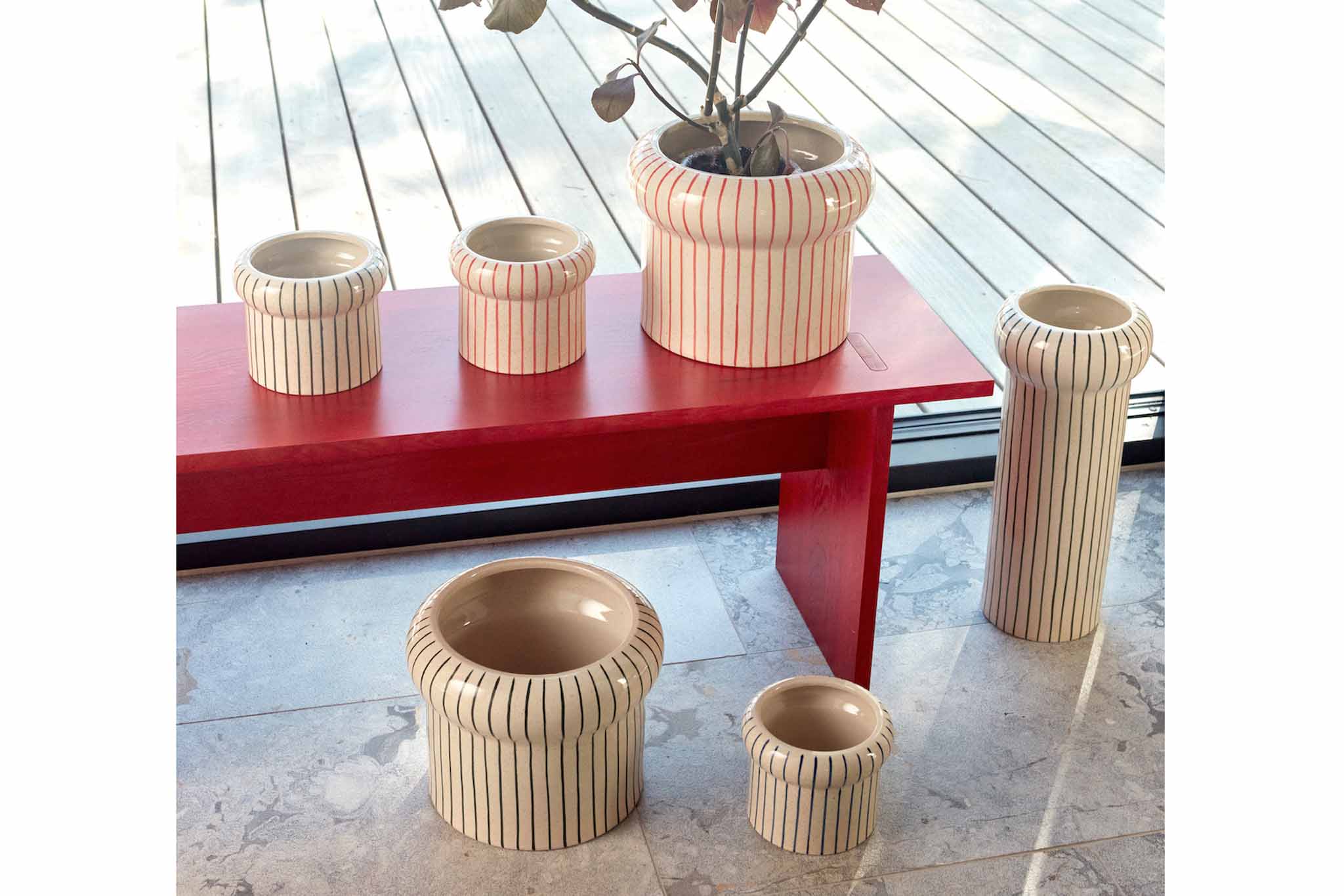 ストライプデザインのフラワーポット/プランター Aki Pot Lサイズ – CHLOROS