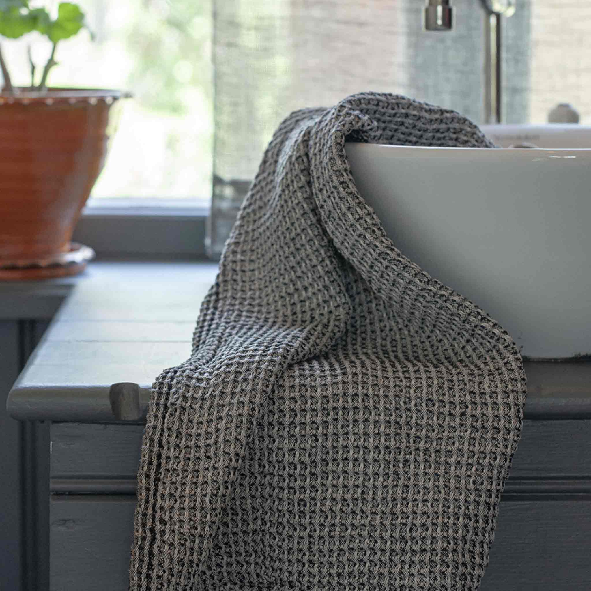 スウェーデン製 リネン100%のキッチンタオル/ふきん BUBBLE – CHLOROS