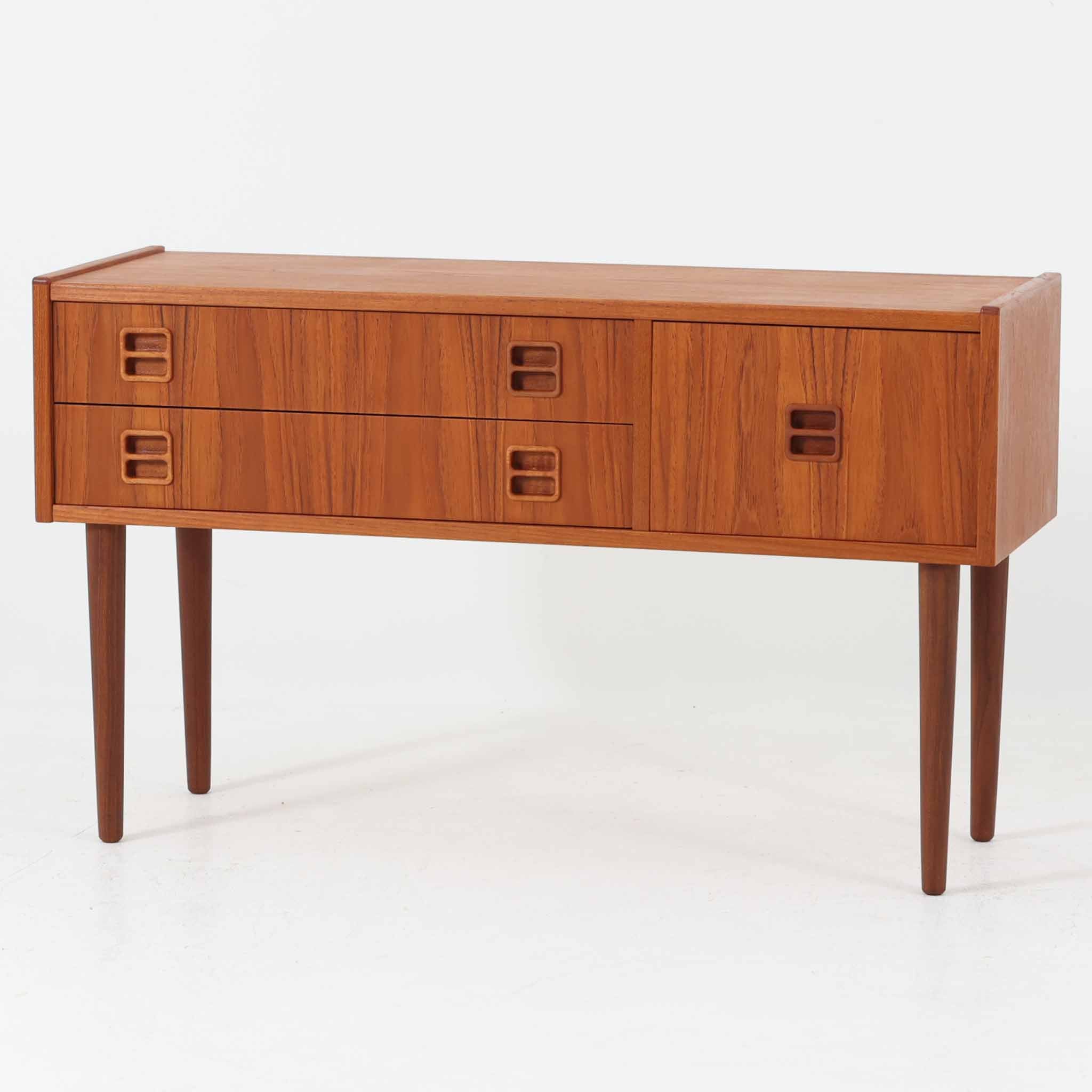 多段チェスト チーク 幅89cm デンマーク製 北欧ビンテージ家具 – CHLOROS