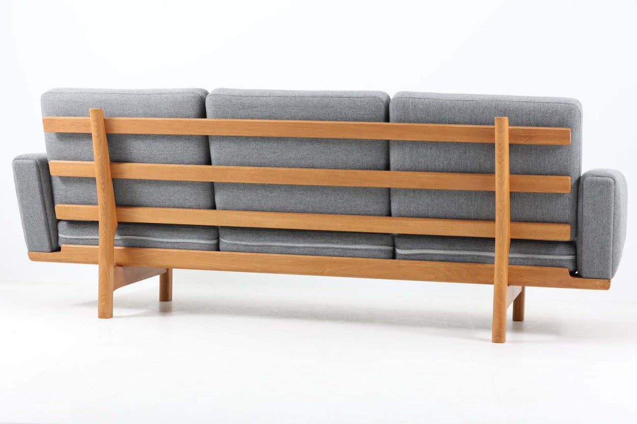 北欧家具ビンテージ GE236 トリプルソファ オーク材 Hans J.Wegner（ハンス・J・ウェグナー） GETAMA/ゲタマ – CHLOROS